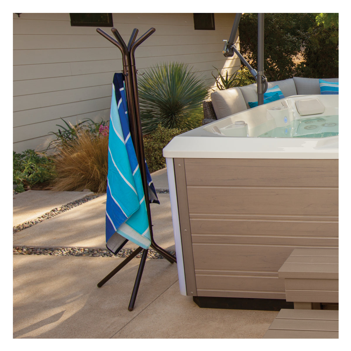 Towel Tree – Fun Center Pools & Spas